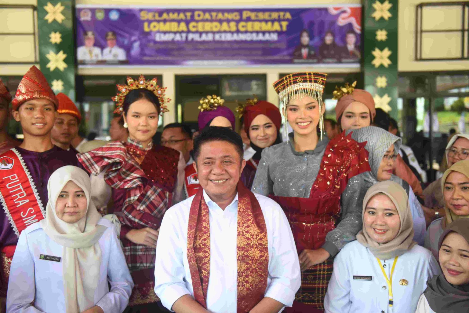 Gubernur Herman Deru Apresiasi Lomba Cerdas Cermat Empat Pilar sebagai ...